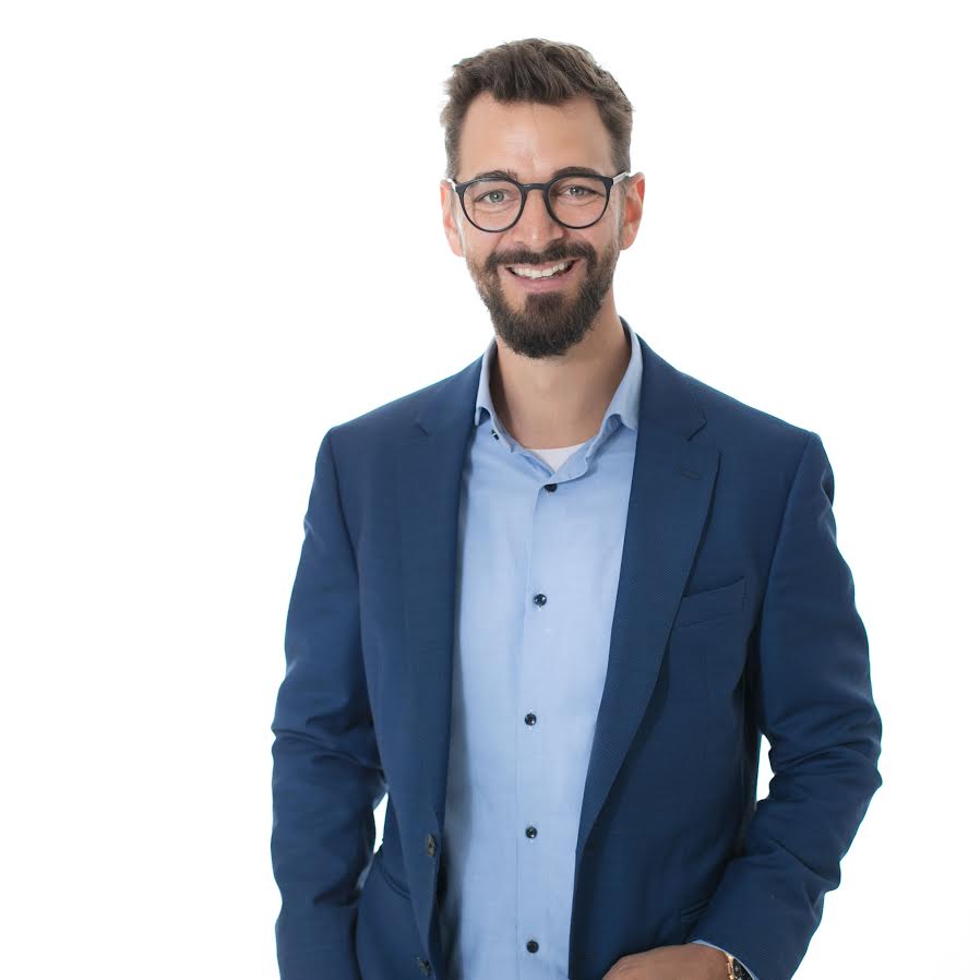 Neuer Leiter Hotels & Gastronomie bei den PILATUS-BAHNEN AG | Tourismus-NEWS.com ...